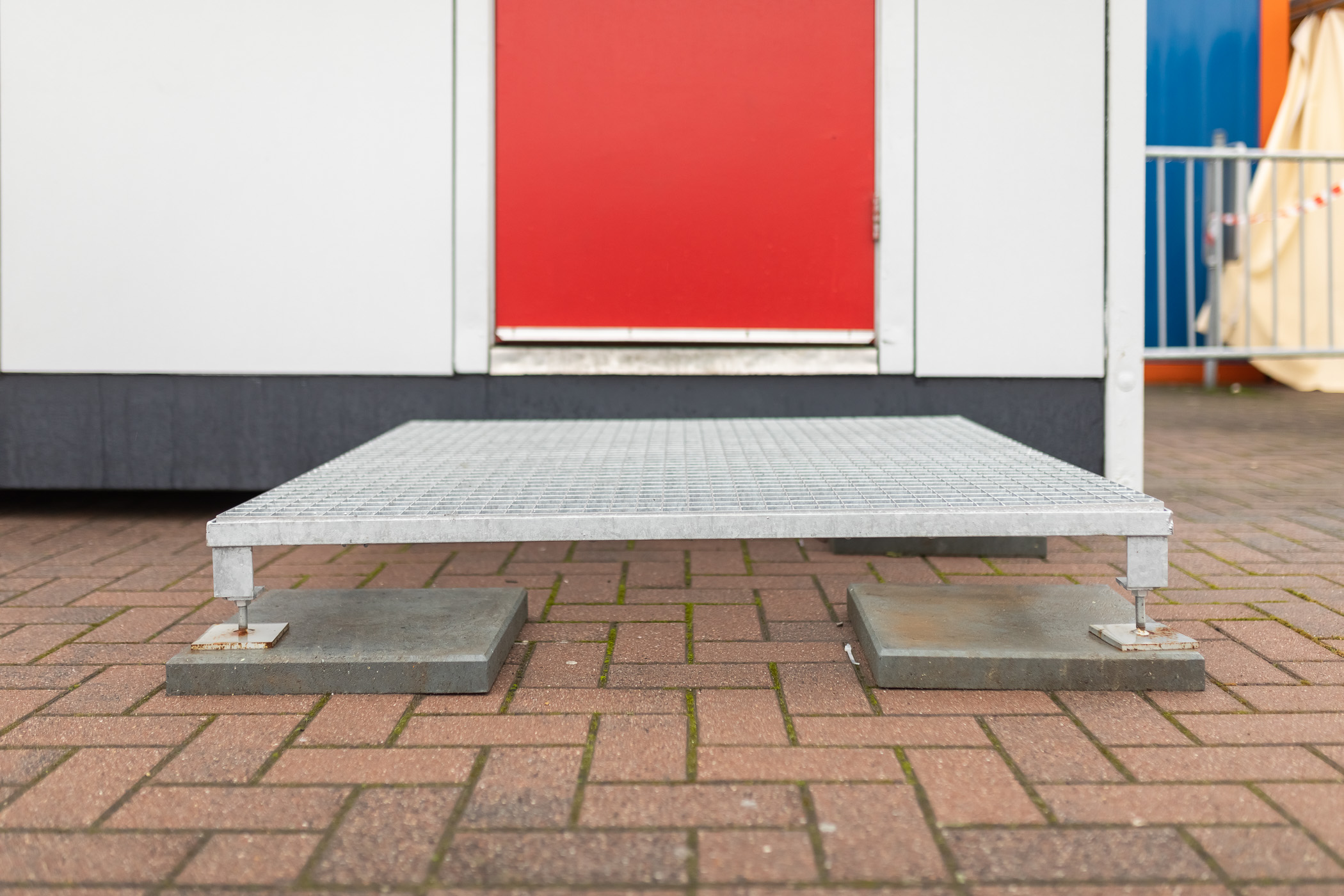 Accès sécurisé à votre bâtiment modulaire | Algeco Belgique